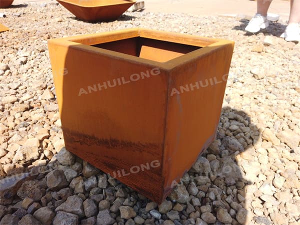 Modern Fashion Large Corten Steel Planter Pot --AHL Corten Steel